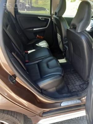 Brūns Volvo XC60 2012 Rīga, ar dzinēja tilpumu 2.40 L un nobraukumu 321 tūkst. km par 8500 €, foto 7 vietnē AUTOMOTO.COM.LV