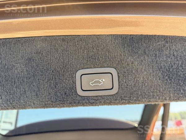 Brūns Volvo XC60 2012 Rīga, ar dzinēja tilpumu 2.40 L un nobraukumu 225 tūkst. km par 10995 €, foto 6 vietnē AUTOMOTO.COM.LV