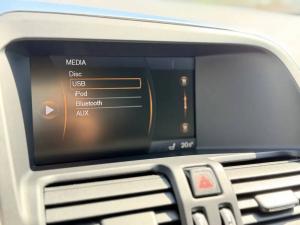 Brūns Volvo XC60 2012 Rīga, ar dzinēja tilpumu 2.40 L un nobraukumu 225 tūkst. km par 10995 €, foto 26 vietnē AUTOMOTO.COM.LV