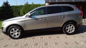 Brown Volvo XC60 2012 in Joniskis, with an engine capacity of 2.40 L and mileage of 332 thousand km for 6749 €, photo 3 on AUTOMOTO.COM.LV