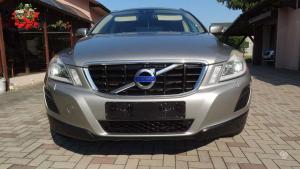 Brown Volvo XC60 2012 in Joniskis, with an engine capacity of 2.40 L and mileage of 332 thousand km for 6749 €, photo 6 on AUTOMOTO.COM.LV