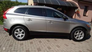 Brown Volvo XC60 2012 in Joniskis, with an engine capacity of 2.40 L and mileage of 332 thousand km for 6749 €, photo 10 on AUTOMOTO.COM.LV