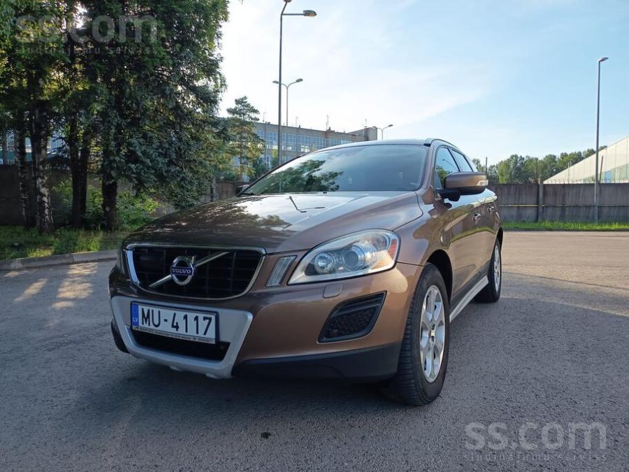 Brūns Volvo XC60 2012 Rīga, ar dzinēja tilpumu 2.40 L un nobraukumu 264 tūkst. km par 10600 €, foto 1 vietnē AUTOMOTO.COM.LV