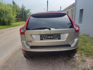 Brown Volvo XC60 2012 in Ukmerge, with an engine capacity of 2.40 L and mileage of 249 thousand km for 7500 €, photo 7 on AUTOMOTO.COM.LV