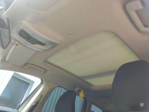 Brown Volvo XC60 2012 in Ukmerge, with an engine capacity of 2.40 L and mileage of 249 thousand km for 7500 €, photo 10 on AUTOMOTO.COM.LV