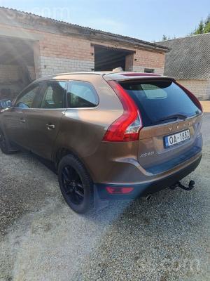Brūns Volvo XC60 2012 Jēkabpils, ar dzinēja tilpumu 2.40 L un nobraukumu 288 tūkst. km par 9499 €, foto 5 vietnē AUTOMOTO.COM.LV