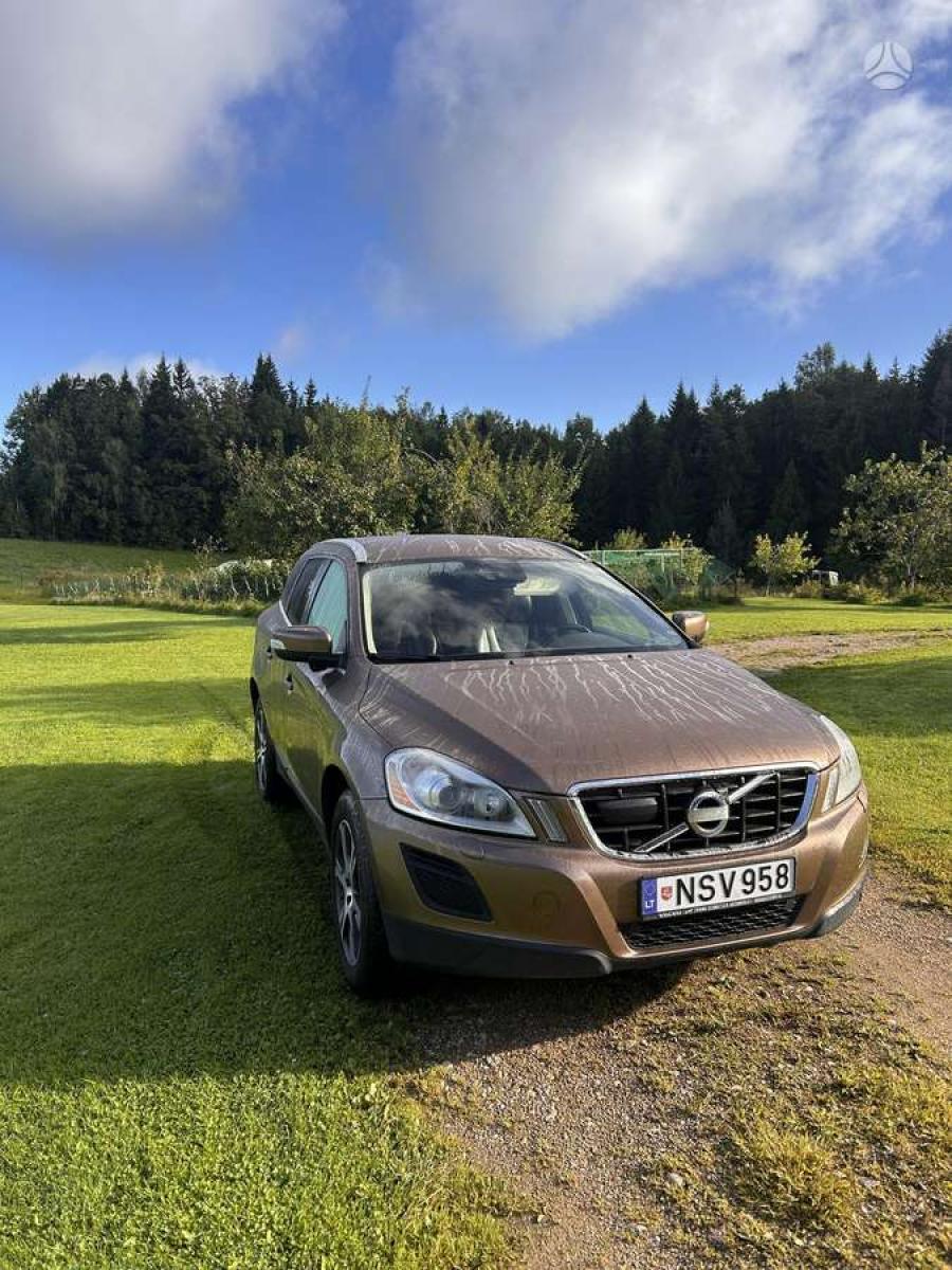 Brūns Volvo XC60 2012 Plungė, ar dzinēja tilpumu 1.98 L un nobraukumu 311 tūkst. km par 10500 €, foto 3 vietnē AUTOMOTO.COM.LV