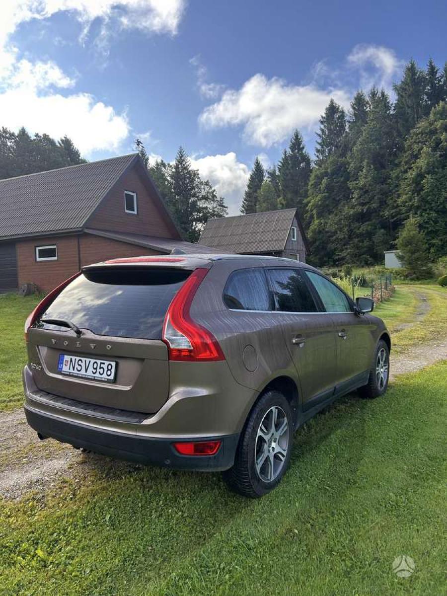 Brūns Volvo XC60 2012 Plungė, ar dzinēja tilpumu 1.98 L un nobraukumu 311 tūkst. km par 10500 €, foto 5 vietnē AUTOMOTO.COM.LV