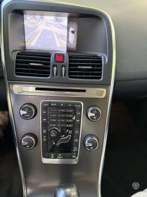 Brūns Volvo XC60 2012 Kauņa, ar dzinēja tilpumu 2.40 L un nobraukumu 334 tūkst. km par 8900 €, foto 3 vietnē AUTOMOTO.COM.LV