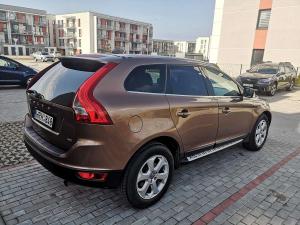 Brown Volvo XC60 2012 in Klaipeda, with an engine capacity of 3.20 L and mileage of 137 thousand km for 5900 €, photo 5 on AUTOMOTO.COM.LV