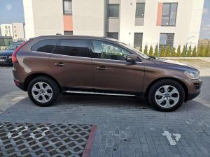 Brown Volvo XC60 2012 in Klaipeda, with an engine capacity of 3.20 L and mileage of 137 thousand km for 5900 €, photo 9 on AUTOMOTO.COM.LV