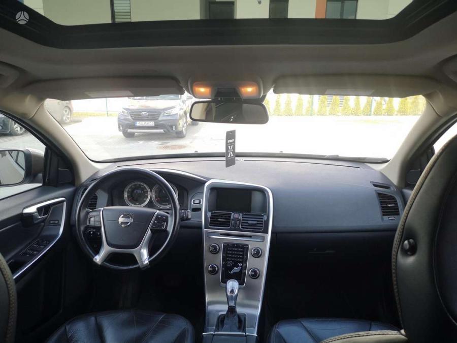 Brown Volvo XC60 2012 in Klaipeda, with an engine capacity of 3.20 L and mileage of 137 thousand km for 5900 €, photo 16 on AUTOMOTO.COM.LV