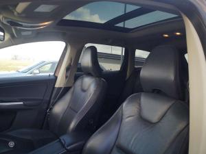 Brown Volvo XC60 2012 in Klaipeda, with an engine capacity of 3.20 L and mileage of 137 thousand km for 5900 €, photo 20 on AUTOMOTO.COM.LV
