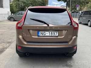Brūns Volvo XC60 2012 Rīga, ar dzinēja tilpumu 2.40 L un nobraukumu 390 tūkst. km par 6300 €, foto 5 vietnē AUTOMOTO.COM.LV