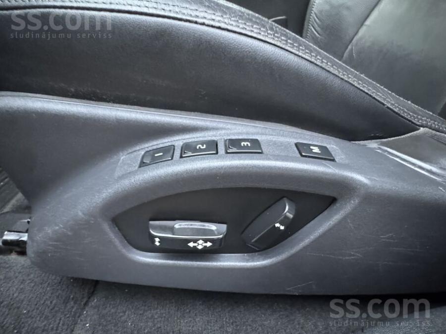 Brūns Volvo XC60 2012 Rīga, ar dzinēja tilpumu 2.40 L un nobraukumu 390 tūkst. km par 6300 €, foto 12 vietnē AUTOMOTO.COM.LV