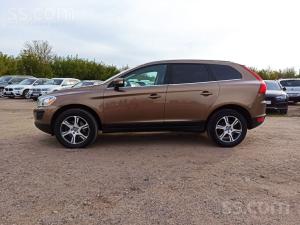 Brūns Volvo XC60 2012 Daugavpils, ar dzinēja tilpumu 2.00 L un nobraukumu 0 tūkst. km par 8900 €, foto 5 vietnē AUTOMOTO.COM.LV
