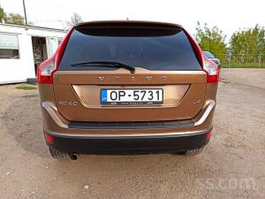 Brūns Volvo XC60 2012 Daugavpils, ar dzinēja tilpumu 2.00 L un nobraukumu 0 tūkst. km par 8900 €, foto 7 vietnē AUTOMOTO.COM.LV