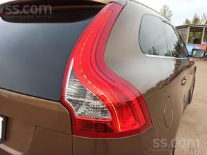 Brūns Volvo XC60 2012 Daugavpils, ar dzinēja tilpumu 2.00 L un nobraukumu 0 tūkst. km par 8900 €, foto 13 vietnē AUTOMOTO.COM.LV