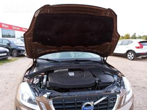 Brūns Volvo XC60 2012 Daugavpils, ar dzinēja tilpumu 2.00 L un nobraukumu 0 tūkst. km par 8900 €, foto 16 vietnē AUTOMOTO.COM.LV