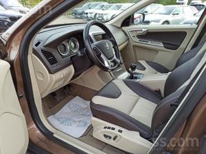 Brūns Volvo XC60 2012 Daugavpils, ar dzinēja tilpumu 2.00 L un nobraukumu 0 tūkst. km par 8900 €, foto 22 vietnē AUTOMOTO.COM.LV