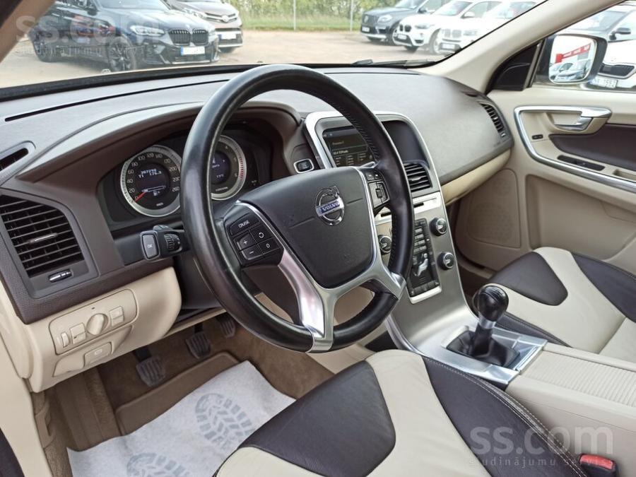 Brūns Volvo XC60 2012 Daugavpils, ar dzinēja tilpumu 2.00 L un nobraukumu 0 tūkst. km par 8900 €, foto 24 vietnē AUTOMOTO.COM.LV