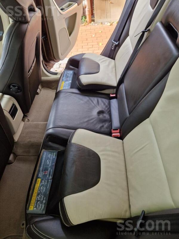 Brūns Volvo XC60 2012 Cēsis, ar dzinēja tilpumu 2.40 L un nobraukumu 374 tūkst. km par 6850 €, foto 10 vietnē AUTOMOTO.COM.LV