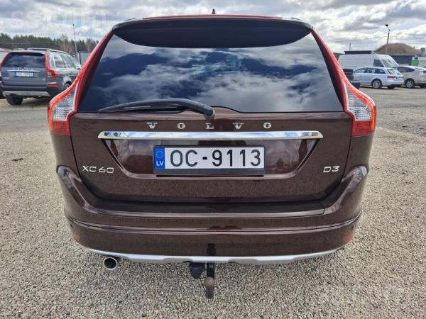 Brown Volvo XC60 2013 in Riga, with an engine capacity of 2.00 L and mileage of 258 thousand km for 7500 €, photo 8 on AUTOMOTO.COM.LV