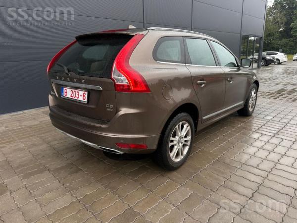 Brūns Volvo XC60 2013 Rīga, ar dzinēja tilpumu 2.40 L un nobraukumu 350 tūkst. km par 6600 €, foto 3 vietnē AUTOMOTO.COM.LV