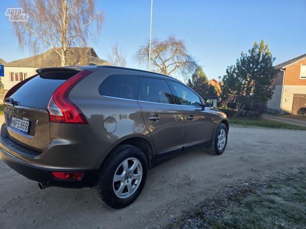 Brūns Volvo XC60 2013 Šauļi, ar dzinēja tilpumu 2.40 L un nobraukumu 181 tūkst. km par 10700 €, foto 5 vietnē AUTOMOTO.COM.LV
