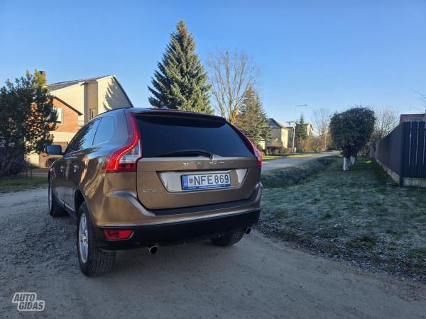 Brūns Volvo XC60 2013 Šauļi, ar dzinēja tilpumu 2.40 L un nobraukumu 181 tūkst. km par 10700 €, foto 6 vietnē AUTOMOTO.COM.LV