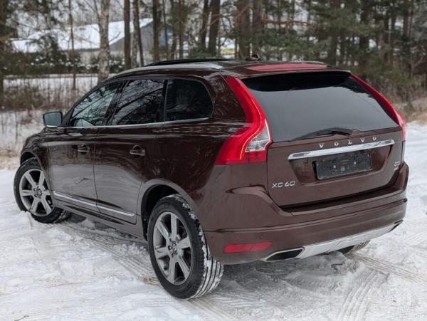 Brūns Volvo XC60 2013 Jūrmala, ar dzinēja tilpumu 2.40 L un nobraukumu 0 tūkst. km par 10500 €, foto 3 vietnē AUTOMOTO.COM.LV