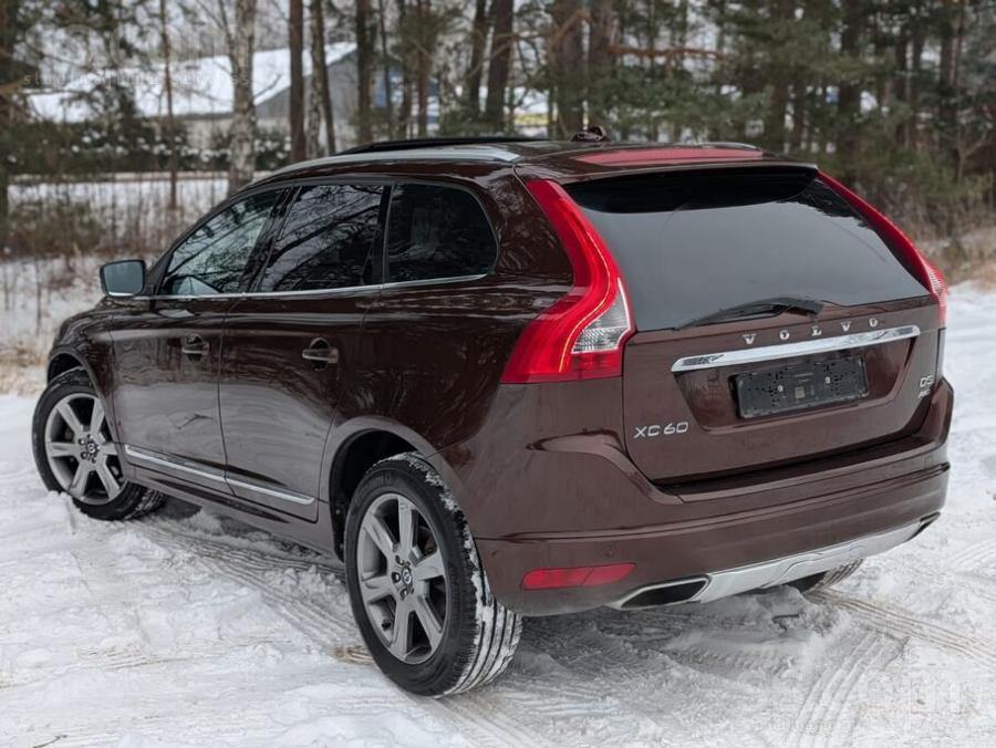 Brown Volvo XC60 2013 in Jurmala, with an engine capacity of 2.40 L and mileage of 0 thousand km for 10500 €, photo 3 on AUTOMOTO.COM.LV