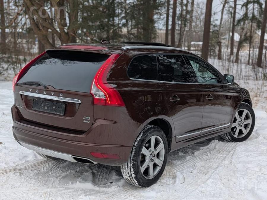 Brown Volvo XC60 2013 in Jurmala, with an engine capacity of 2.40 L and mileage of 0 thousand km for 10500 €, photo 4 on AUTOMOTO.COM.LV