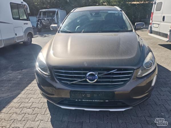 Brūns Volvo XC60 2013 Viļņa, ar dzinēja tilpumu 2.00 L un nobraukumu 283 tūkst. km par 9900 €, foto 2 vietnē AUTOMOTO.COM.LV