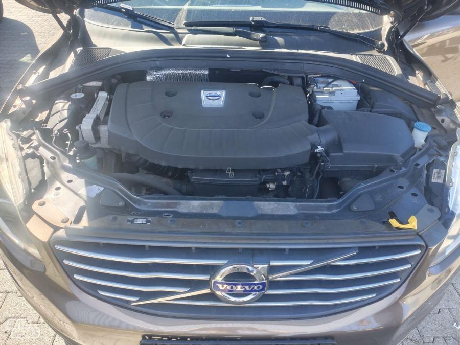 Brūns Volvo XC60 2013 Viļņa, ar dzinēja tilpumu 2.00 L un nobraukumu 283 tūkst. km par 9900 €, foto 20 vietnē AUTOMOTO.COM.LV