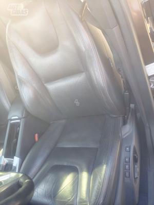 Brūns Volvo XC60 2013 Viļņa, ar dzinēja tilpumu 2.00 L un nobraukumu 283 tūkst. km par 9900 €, foto 22 vietnē AUTOMOTO.COM.LV