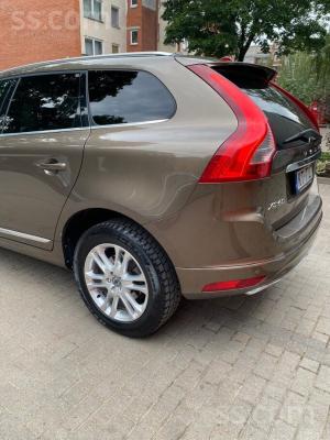 Brūns Volvo XC60 2013 Rīga, ar dzinēja tilpumu 2.40 L un nobraukumu 320 tūkst. km par 8750 €, foto 5 vietnē AUTOMOTO.COM.LV