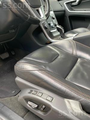 Brūns Volvo XC60 2013 Rīga, ar dzinēja tilpumu 2.40 L un nobraukumu 320 tūkst. km par 8750 €, foto 11 vietnē AUTOMOTO.COM.LV