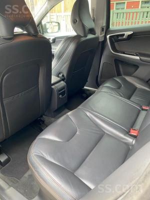 Brūns Volvo XC60 2013 Rīga, ar dzinēja tilpumu 2.40 L un nobraukumu 320 tūkst. km par 8750 €, foto 12 vietnē AUTOMOTO.COM.LV
