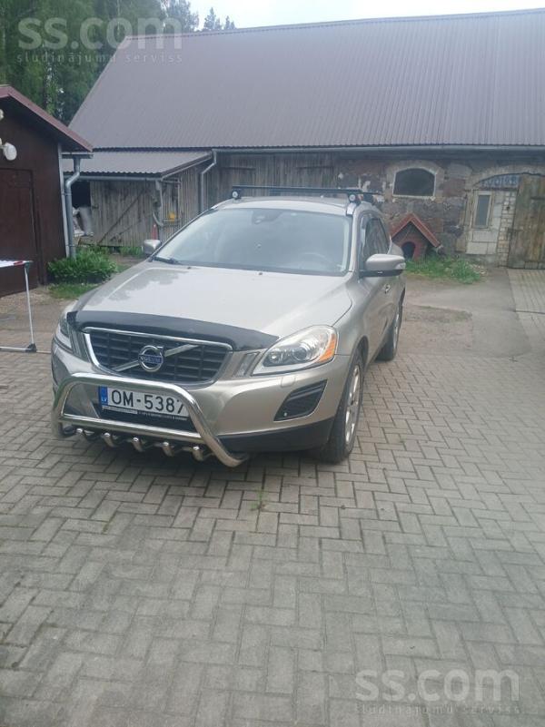Brūns Volvo XC60 2013 Jēkabpils, ar dzinēja tilpumu 2.40 L un nobraukumu 0 tūkst. km par 9500 €, foto 1 vietnē AUTOMOTO.COM.LV