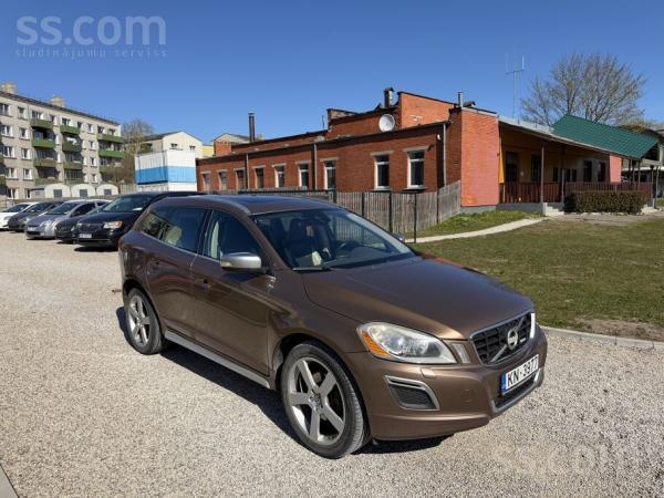 Brūns Volvo XC60 2013 Ventspils, ar dzinēja tilpumu 2.40 L un nobraukumu 342 tūkst. km par 8500 €, foto 3 vietnē AUTOMOTO.COM.LV