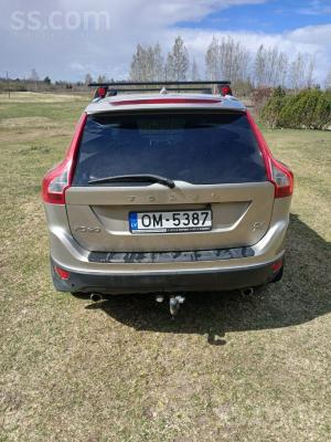 Brūns Volvo XC60 2013 Jēkabpils, ar dzinēja tilpumu 2.40 L un nobraukumu 243 tūkst. km par 9000 €, foto 3 vietnē AUTOMOTO.COM.LV