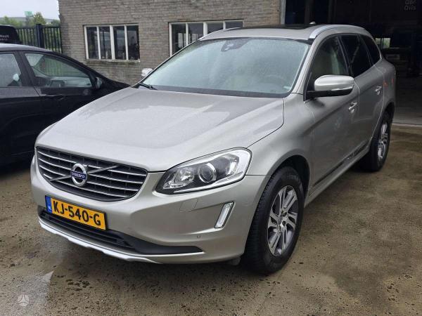 Brūns Volvo XC60 2013 Viļņa, ar dzinēja tilpumu 1.98 L un nobraukumu 260 tūkst. km par 8950 €, foto 6 vietnē AUTOMOTO.COM.LV