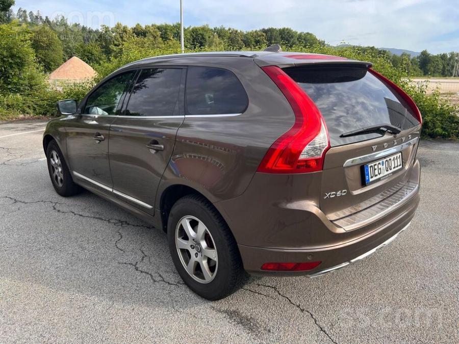 Brūns Volvo XC60 2013 Tukums, ar dzinēja tilpumu 2.40 L un nobraukumu 155 tūkst. km par 14500 €, foto 3 vietnē AUTOMOTO.COM.LV