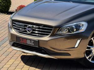 Brown Volvo XC60 2013 in Riga, with an engine capacity of 2.40 L and mileage of 238 thousand km for 13300 €, photo 7 on AUTOMOTO.COM.LV