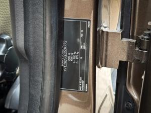 Brown Volvo XC60 2013 in Riga, with an engine capacity of 2.40 L and mileage of 238 thousand km for 13300 €, photo 32 on AUTOMOTO.COM.LV