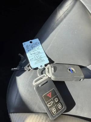 Brūns Volvo XC60 2013 Ventspils, ar dzinēja tilpumu 2.40 L un nobraukumu 342 tūkst. km par 8200 €, foto 24 vietnē AUTOMOTO.COM.LV
