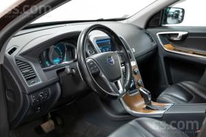 Brown Volvo XC60 2013 in Riga, with an engine capacity of 2.40 L and mileage of 175 thousand km for 12990 €, photo 11 on AUTOMOTO.COM.LV