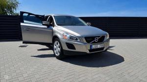 Brown Volvo XC60 2013 in Kursenai, with an engine capacity of 3.20 L and mileage of 183 thousand km for 7500 €, photo  on AUTOMOTO.COM.LV