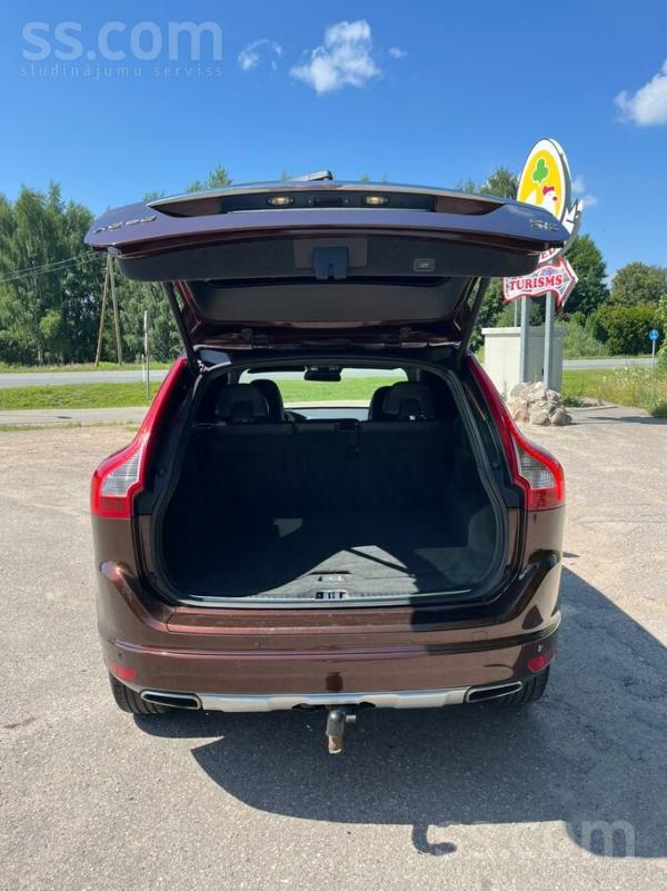 Brūns Volvo XC60 2013 Rīga, ar dzinēja tilpumu 2.40 L un nobraukumu 232 tūkst. km par 10900 €, foto 3 vietnē AUTOMOTO.COM.LV